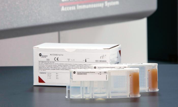 UniCel DxI 800 Access Immunoassay System • healthcare-in-europe.com