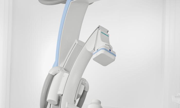 ARTIS icono ceiling • healthcare-in-europe.com