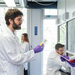 Labor/Pathologie • healthcare-in-europe.com