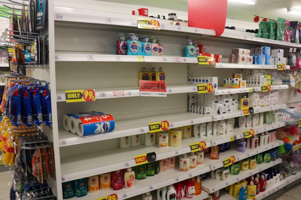 The fight against COVID-19 in the United Kingdom • healthcare-in-europe.com