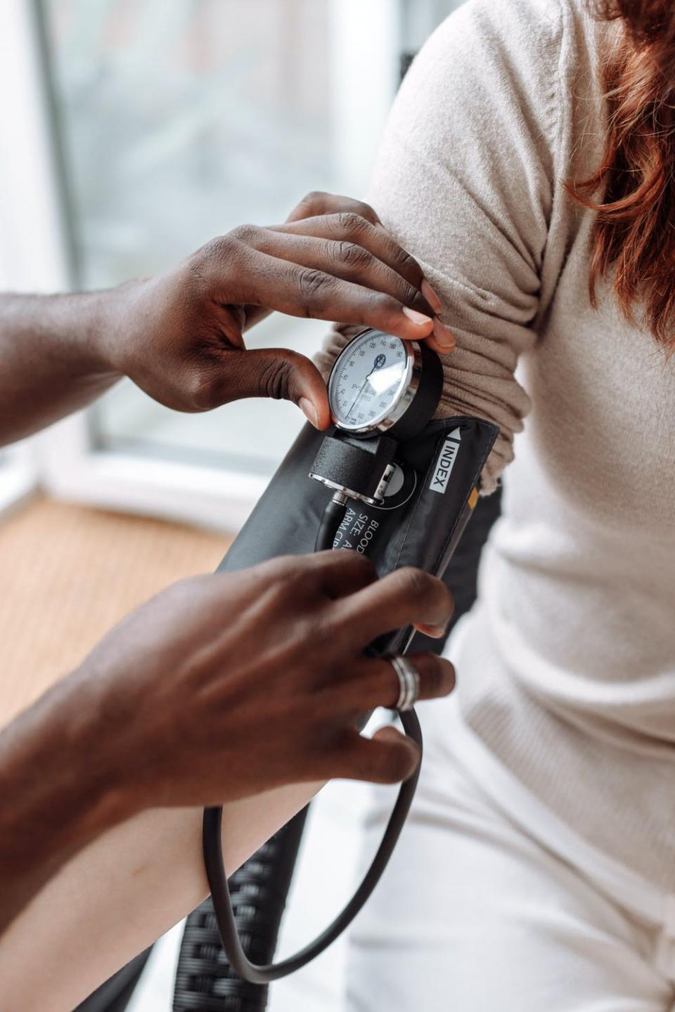 Hypertension symptoms in women often mistaken for menopause ...