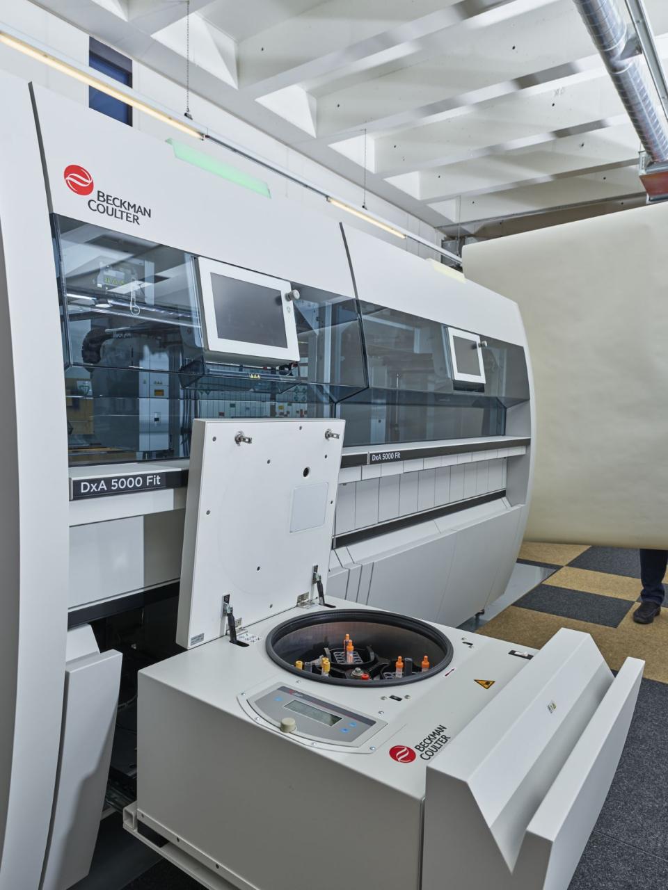 Workflow automation solutions for mid-volume laboratories • healthcare ...