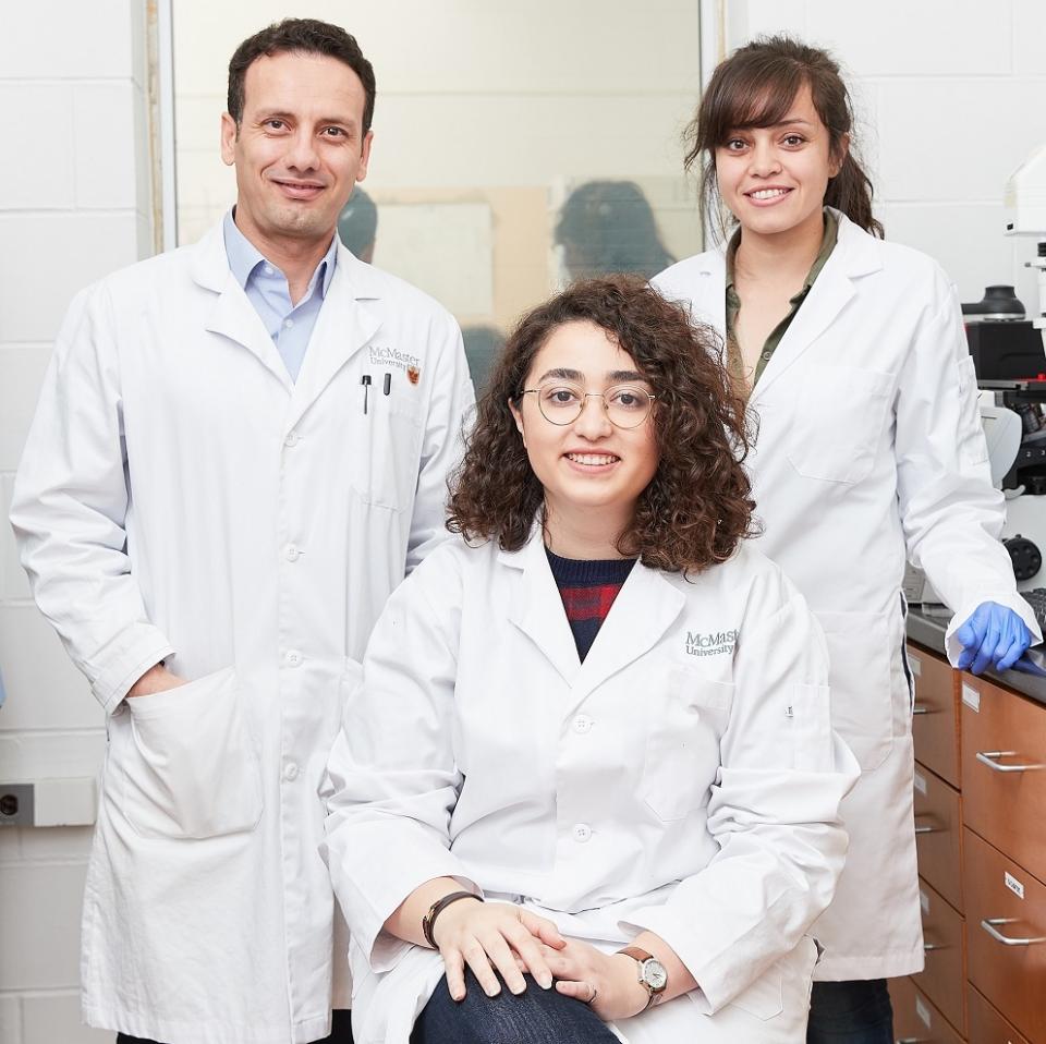 'Smart' surfaces might pave the way for safer implants and better ...